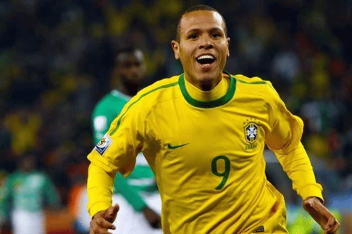 Luís Fabiano é melhor camisa 9 da seleção após Ronaldo - Minha Torcida