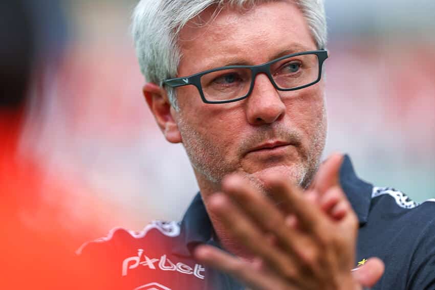 Odair aposta em ex-Corinthians para solucionar meio-campo do Santos ... Odair aposta em ex-Corinthians para solucionar meio-campo do Santos ...