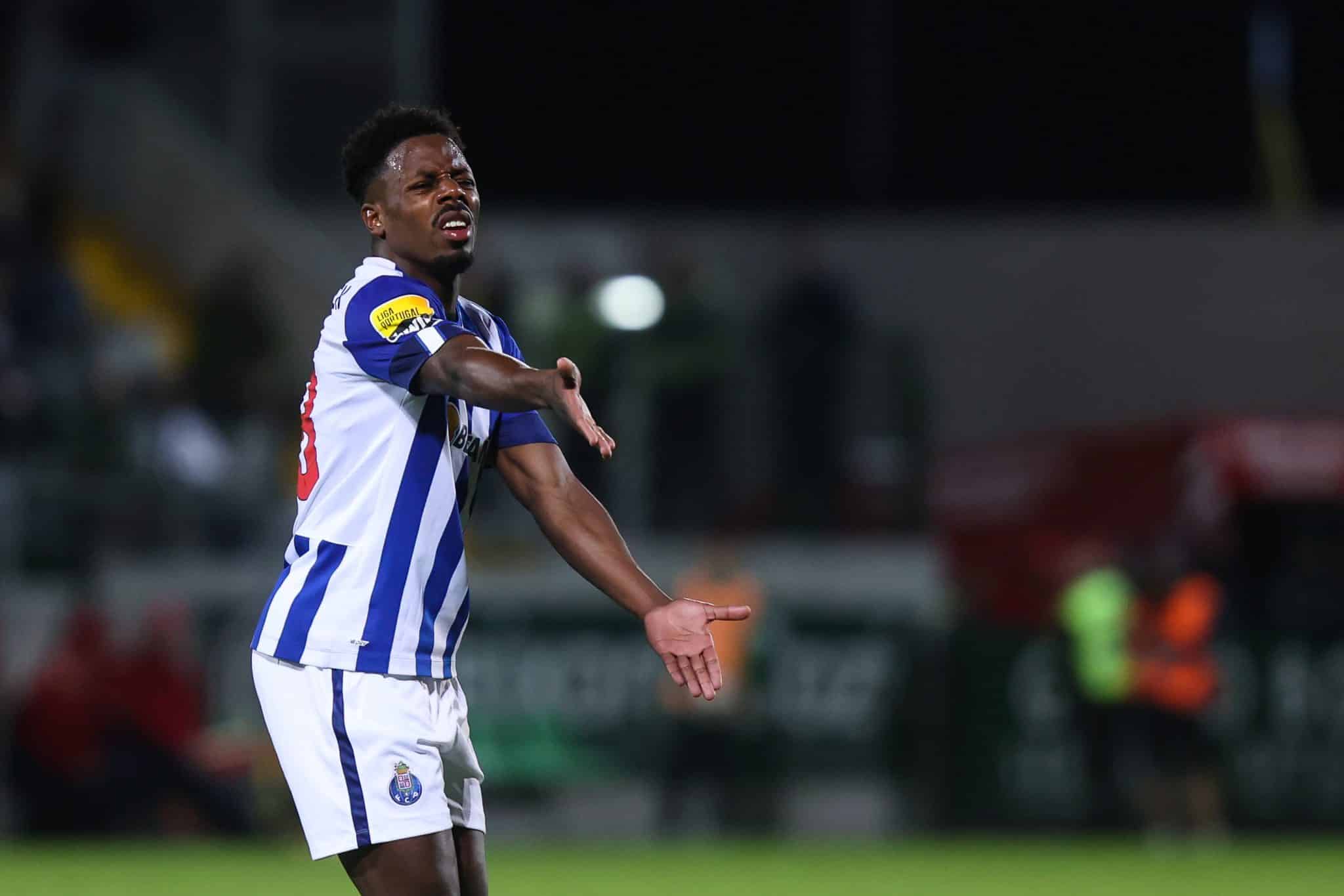 Botafogo tem única condição para fechar com Wilson Manafá